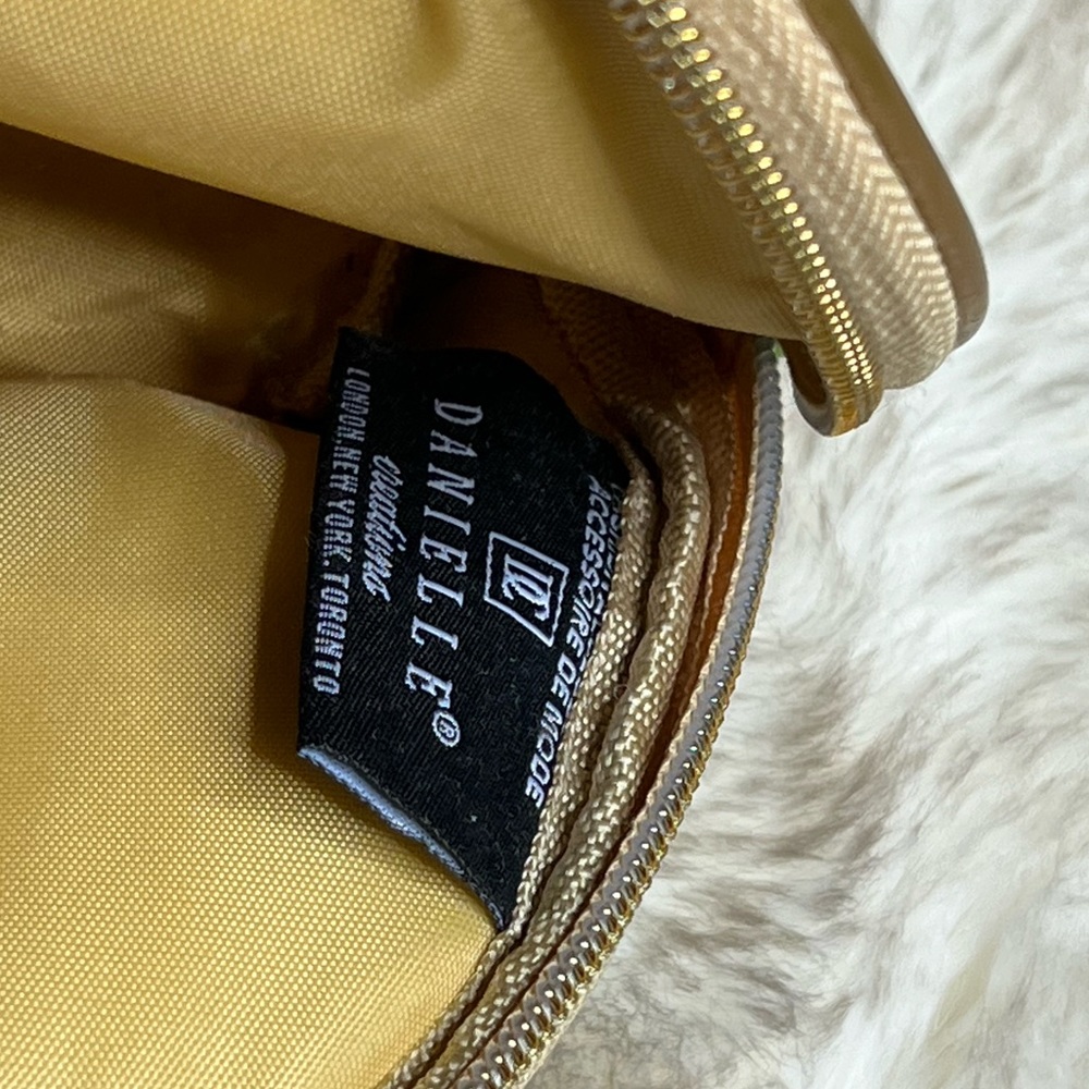 Danielle Creations “Natural Beauty In A Bag” Makeup B… - Gem